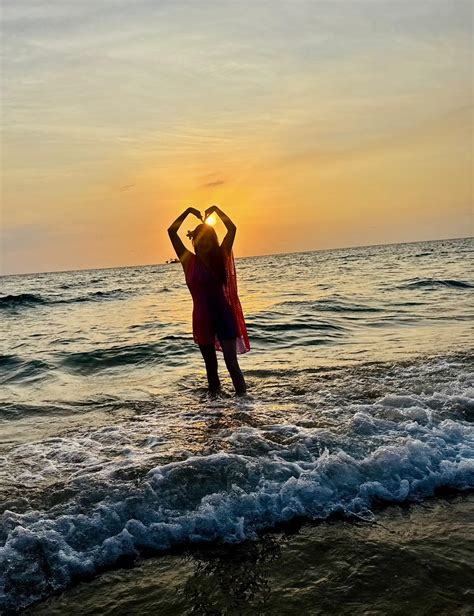 Мино Амьдралдаа бид хэд хэдэн хайр дурлалтай учирдаг… Бидний хэзээ ч мартагдахгүй анхны хайр