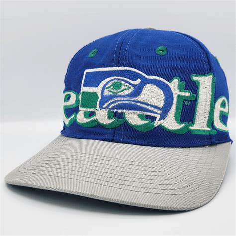 Logo 7 × Nfl × Vintage Seattle Seahawks Vintage 90s Logo 7 Snapback Hat