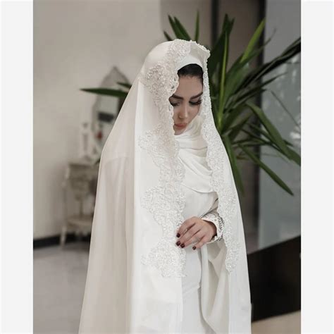 خرید و قیمت چادر عروس باحاشیه دانتل کارشده از غرفه مزون قاصدک مشهد