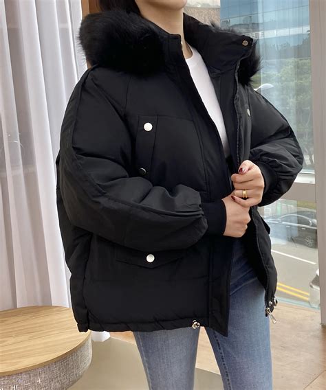 오니몰 주문폭주 라쿤 웰론 겨울 후드 퍼 오버핏 숏패딩 점퍼