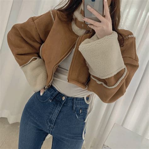 워너비뮤즈 당출🚀누적2천🔥 인기 재진행 2way 하이넥 크롭 카라 버클 양털 퍼 스웨이드 숏 무스탕 루즈핏 뽀글이 자켓 위시버킷