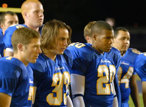Friday Night Lights Une Série Authentique Sur Le Football Américain Et