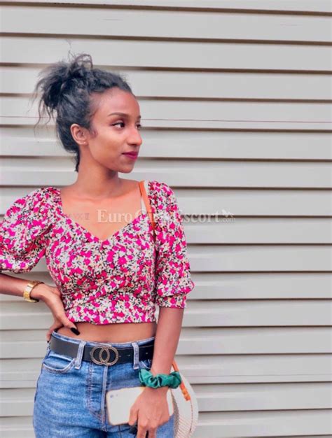 Escort Nisali Colombo Sri Lanka