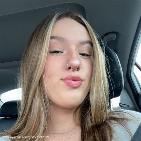 Princess Eliz S Videos And Clips Official Account Loyalfans