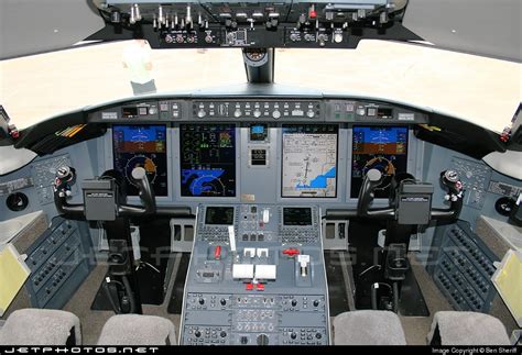 N605cc Bombardier Cl 600 2b16 Challenger 605 Bombardier Aerospace