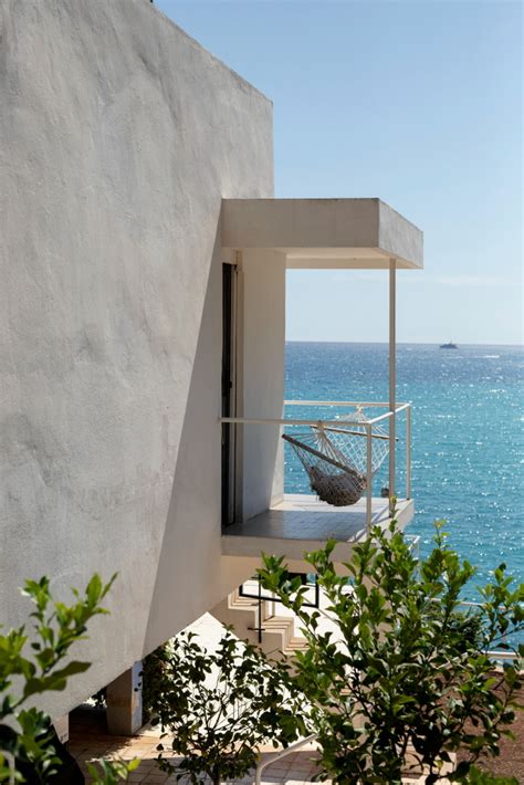 Eileen Gray E 1027 Modernist Villa Artofit