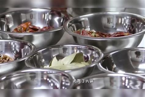 中国最“险峻”立交桥，人从天上走车在下开，复杂程度让导航都崩溃！复杂程度立交桥导航