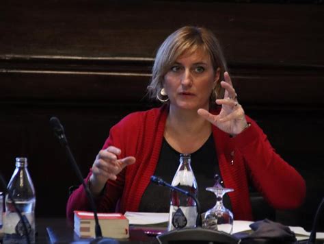 Borràs Carrega Contra Vergés Que Ha De Decidir Sobre El Seu Escó L