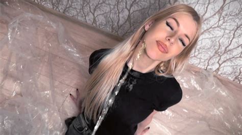 Peeing Myself In Blue Tight Jeans And Getting Peed On