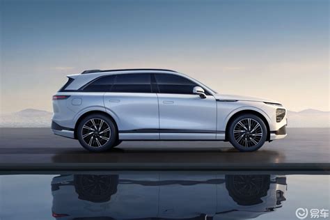 【小鹏g9图片 汽车图片大全】 易车