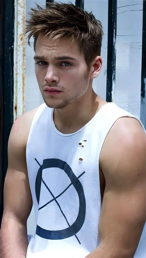 Pin By Byungzee On Dylan Sprayberry Dylan Sprayberry Teen Wolf Dylan