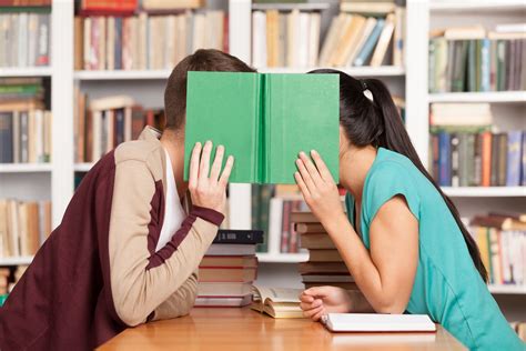 Unprotected Sex Among College Students Doubles Between Freshman And Senior Year