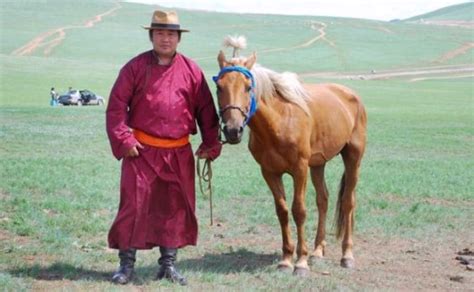 Дуулианы эзэн Б Наранхүү