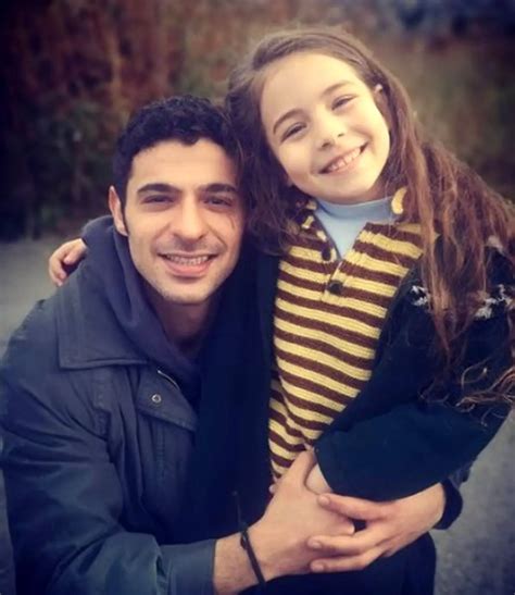 بزرگیه اِمل سریال خواهران و برادران آیلین آکپینار موهاش بلند بود حالا