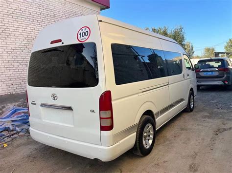 Toyota Hiace Mini Van Small Passenger Van City Bus For Sale Minibus