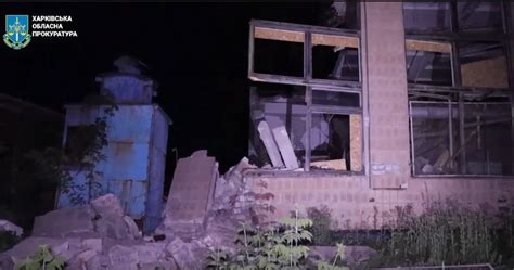 Росія завдала ракетних ударів по Харкову та району частково зруйновано