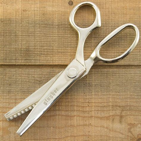 How To Find The Best Pinking Shears Craft And Stitch
