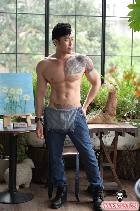 Trai Th H Nh Khoe Cu P Tay Ngh Massage C C T T