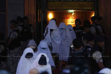 Bangkok Post Cops Raid Spa Linked To Fugitive Kampol