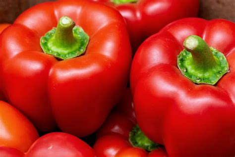 Red Bell Peppers Vitamin C Facts And Usage Guide