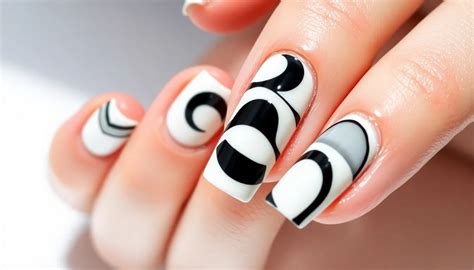 25 Simple Black And White Nail Ideas You Can Diy At Home Beginner