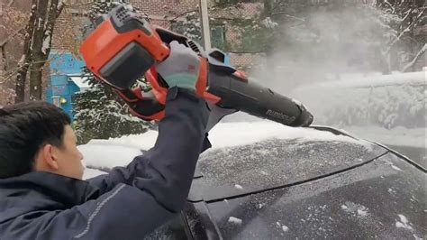 허스크바나 우창통상 출시 예정 350ib 초강력 송풍기충전 블로워 차량에 얼어있는 눈 치우기제설 생활방수 Ipx4등급모델