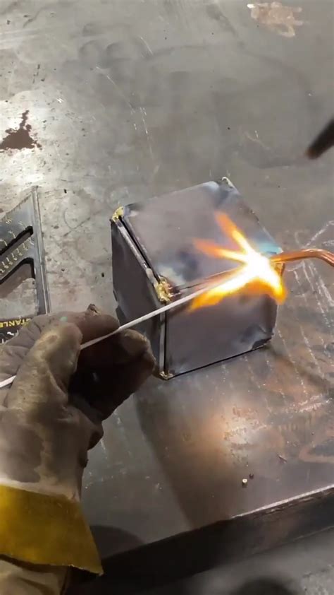 جوش کاری اکسی استیلن تنها روش جوشکاری بدون دخالت قوس الکتریک