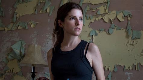 Anna Kendricks Plastic Surgery Whats The Truth