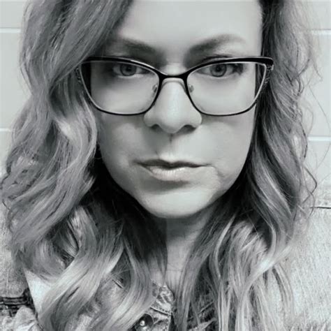 Tracy Lynn Haveritracy • Threads Say More Tracy Lynn Haveritracy • Threads Say More