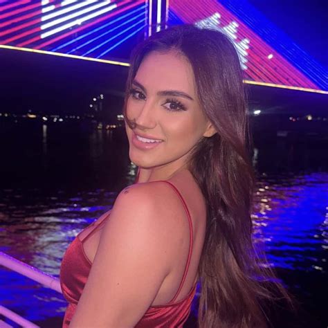 The 40 Hottest Colombian Women Ranked