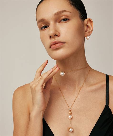 Pearl Jewelry Gold And Silver Necklaces Earrings And More Maiamina