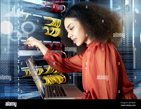 Black Female Computer Data Tech Hi Res Stock Photography And Images Alamy