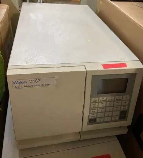 Waters Hplc System 원자로 판매 가격 293764477에 사용됨 Cae에서 구매