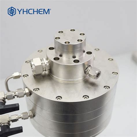 Dynamic Disk Microreactor Gas Liquid Solid Three Phase Annual
