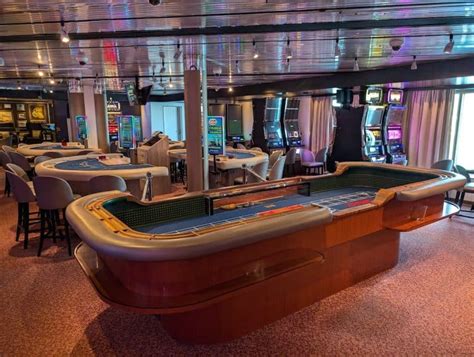Holland America Oosterdam Ship Review Singleflyer