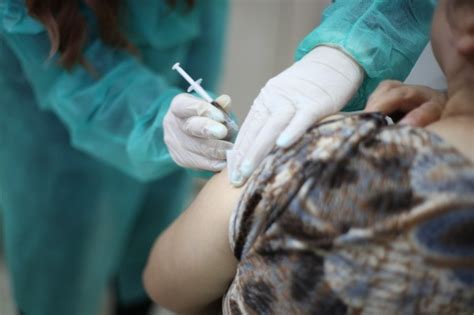 Чи можна здавати кров після вакцинації • КНП “Лікарня Святого Мартина” Мукачівської міської