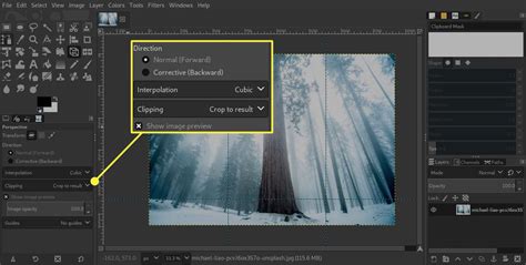 How To Correct A Photo S Perspective Distortion With Gimp