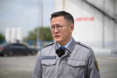 Улаанбаатар НХШГ ын дарга С Энхбаяр Нийслэлийн иргэдийн эрүүл аюулгүй орчныг хангах