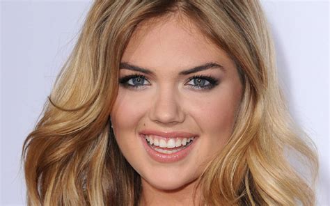 Kate Upton Gömbölydeden Vált Ismertté Ma Már Nádszálkarcsú Alakkal Hódít A Modell Világsztár