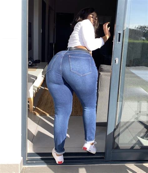 Pin By Melly Gravedigger On Tight Jeans Girls Curvy Women Jeans