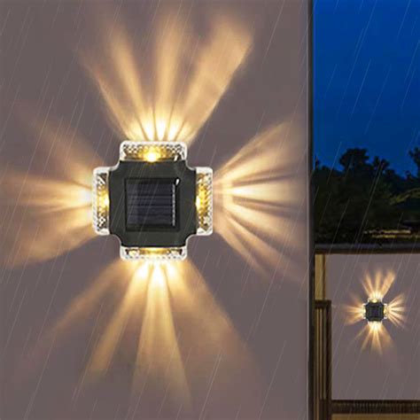 Jual LED Solar Wall Lamp Four Sides Spotlight Outdoor Waterproof Up And Down Luminous Sunlight