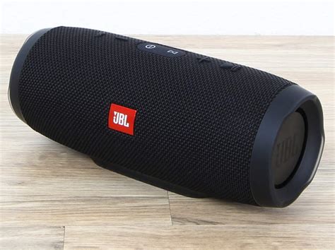 JBL Charge 3 Musikbox und Akku mieten - Sharely