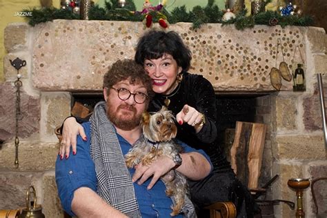 ცნობილების ახალი წელი მშობლები