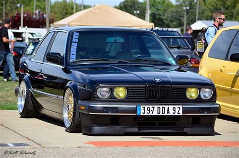Bmw Stanced Bmw E30 Bmw Cars Bmw