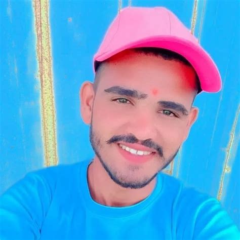 Ꮢ u ន h Ꭵ ★࿐ rushikesh 108k threads say more