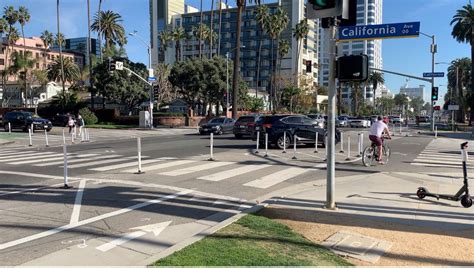 How To Use The New Protected Bicycle Intersection At