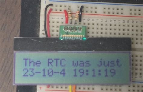 Arduino Uno R4の登場で広がるarduinoの世界（5）rtcで現在時刻を得て時刻を表示 Arduinoクックブック