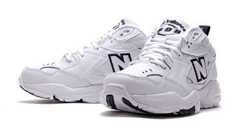 교복에 잘 어울리는 흰색 운동화 추천 지식in