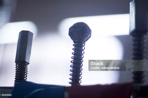 손 손가락 및 엄지 힘과 재활 조정 연습에 대 한 물리 치료에 대 한 물리 치료 장비 건강관리와 의술에 대한 스톡 사진 및 기타 이미지 건강관리와 의술 물리치료 물리