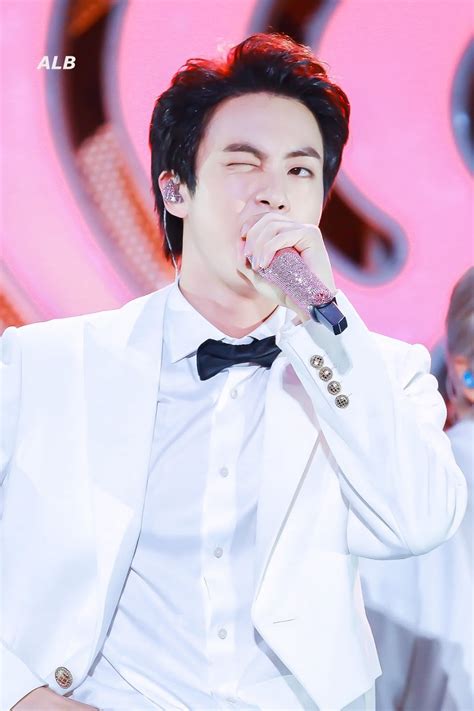 Heres A Closer Look At Btss Jin Blowing His Best Air Kiss Yet At 2019